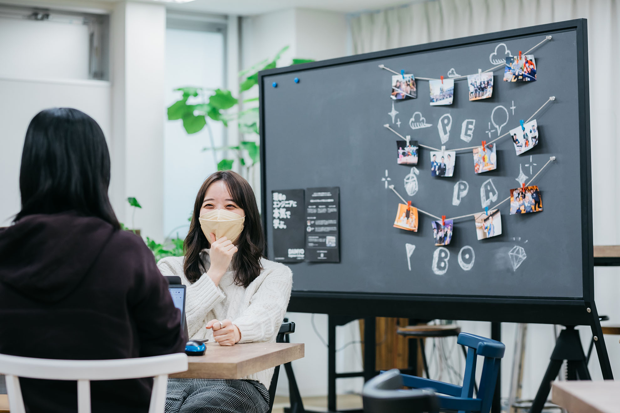 クリエイターの経済圏を広げたい。社内のやる気を生む、GMOペパボの「アウトプット文化」 | HOWHERE | 働き方から企業や仕事をみつけるメディア